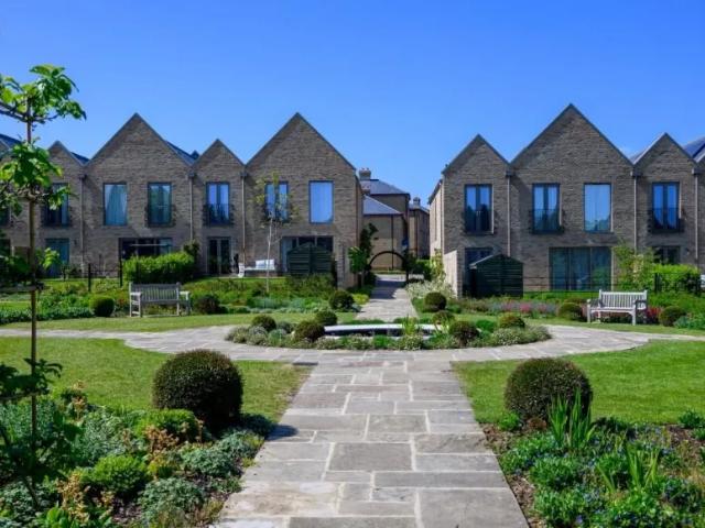 For Sale 4 Bedroom House Enfield London DS102596419
