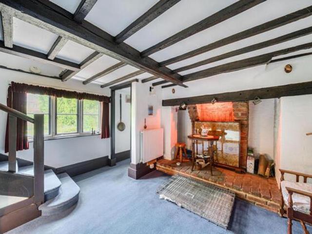For Sale 4 Bedroom House East Grinstead West Sussex DS98687400