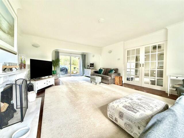 For Sale 4 Bedroom House Eastbourne East Sussex DLS100733403