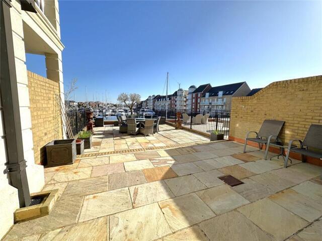For Sale 4 Bedroom House Eastbourne East Sussex DLS100881402