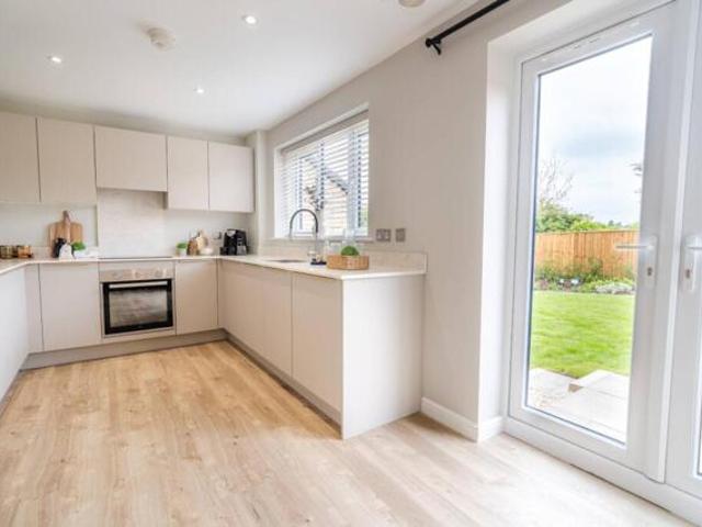 For Sale 4 Bedroom House Eastwood Nottinghamshire DLS101674941