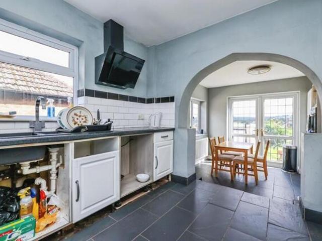 For Sale 4 Bedroom House Eastwood Nottinghamshire DLS101955329
