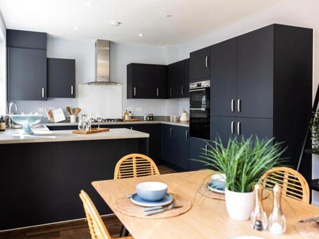 For Sale 4 Bedroom House Ely Ely DLS100685139