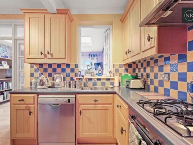 For Sale 4 Bedroom House Epping Forest Greater London DLS99773692