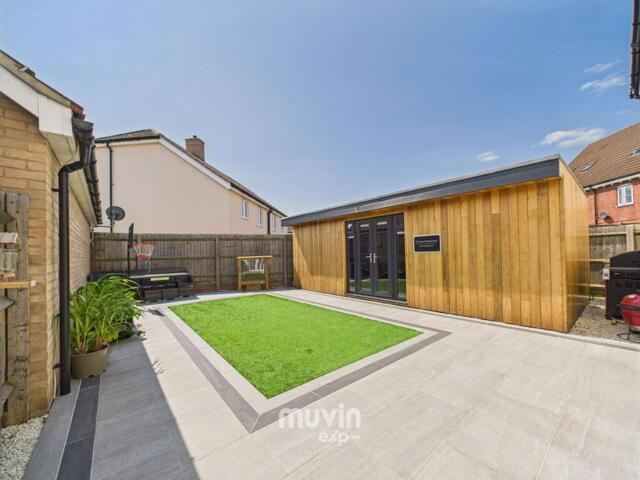 For Sale 4 Bedroom House Essex Essex DLS98903595