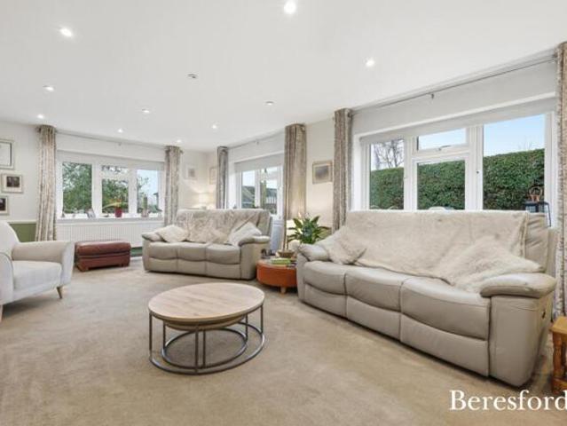 For Sale 4 Bedroom House Essex Essex DLS99608176