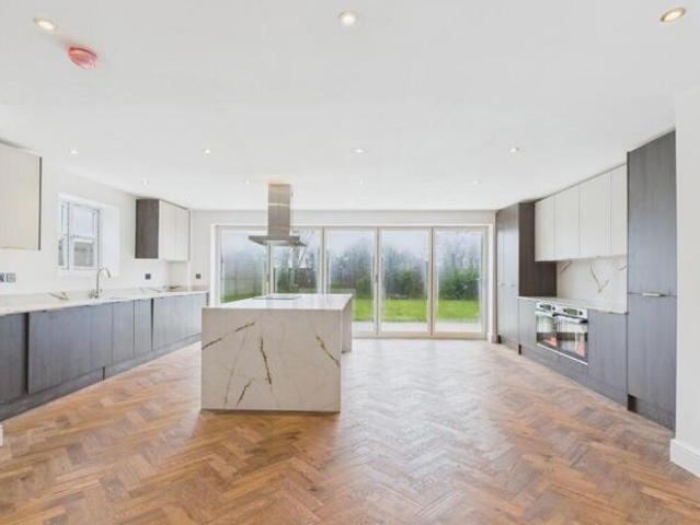 For Sale 4 Bedroom House Essex Essex DLS99029645