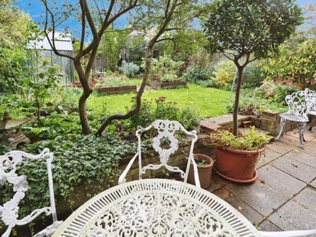 For Sale 4 Bedroom House Essex Essex DLS99161948