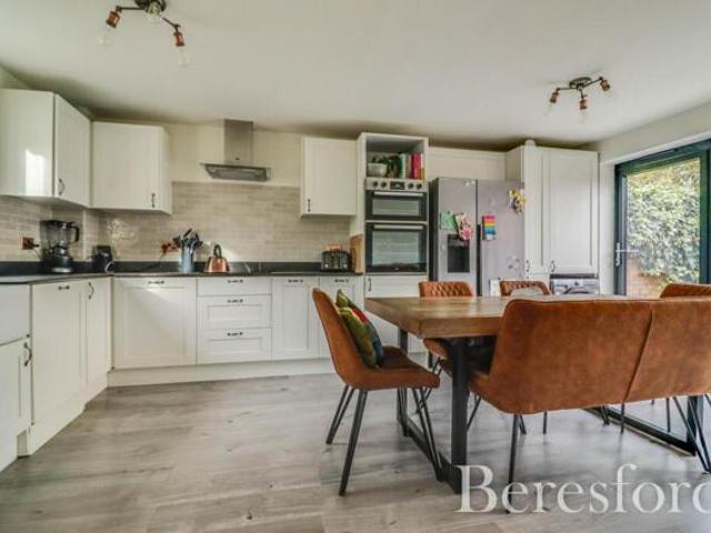 For Sale 4 Bedroom House Essex Essex DS100426615