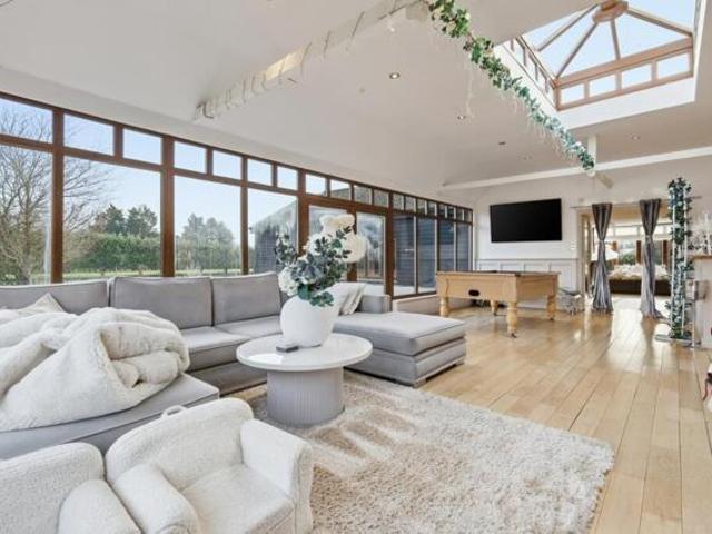 For Sale 4 Bedroom House Essex Essex DS100824874