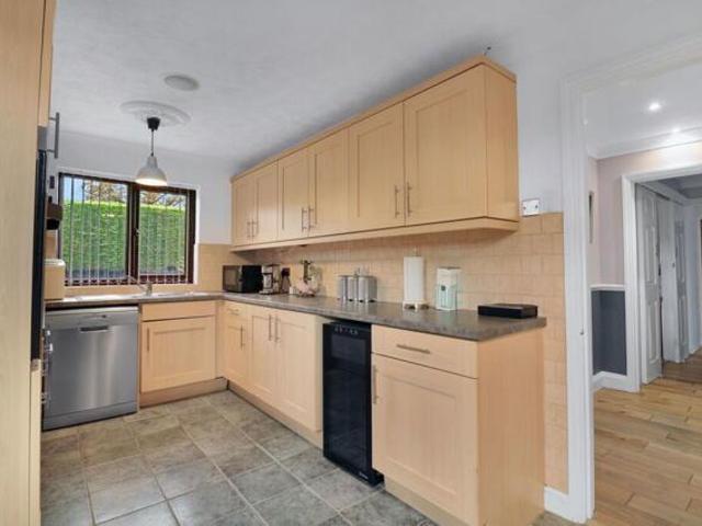 For Sale 4 Bedroom House Essex Essex DS100917820