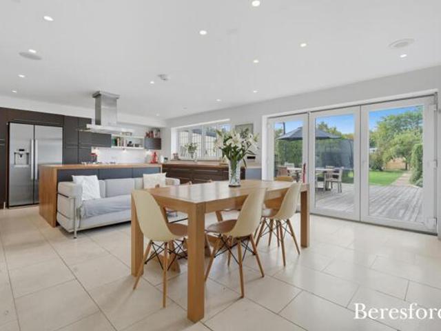 For Sale 4 Bedroom House Essex Essex DS100023720