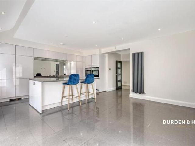 For Sale 4 Bedroom House Essex Essex DS100023800