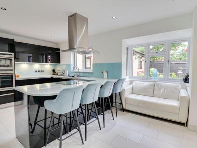 For Sale 4 Bedroom House Essex Essex DS101025404