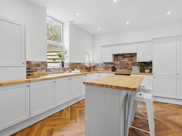 For Sale 4 Bedroom House Folkestone Kent DS101674882