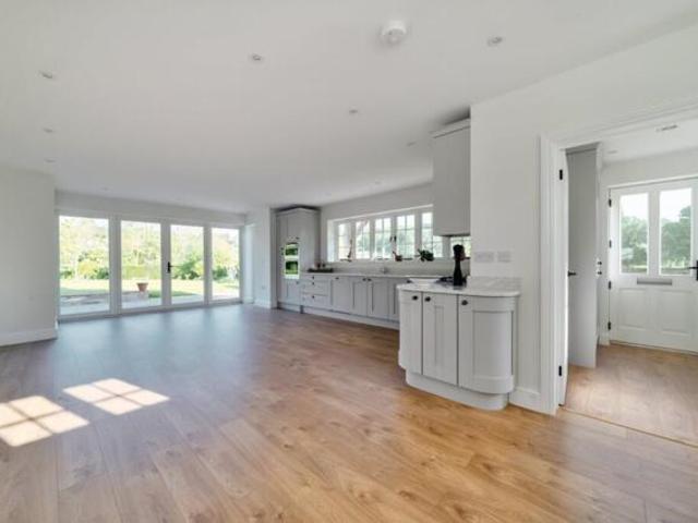 For Sale 4 Bedroom House Farnham Surrey DLS100614770