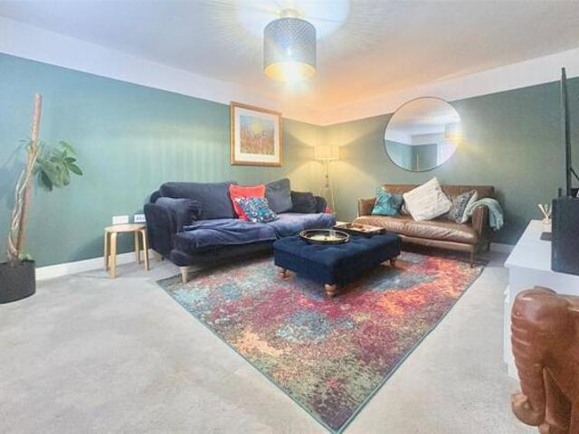 For Sale 4 Bedroom House Farnham Surrey DLS99345032