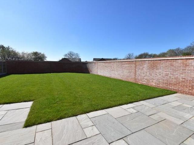 For Sale 4 Bedroom House Frating Frating DLS101678810