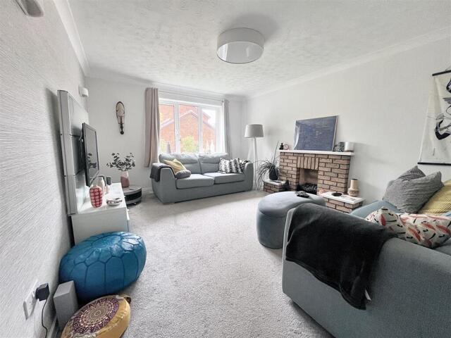 For Sale 4 Bedroom House Furzton Buckinghamshire DLS98434505