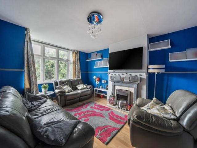 For Sale 4 Bedroom House Kenley Surrey DLS100456748