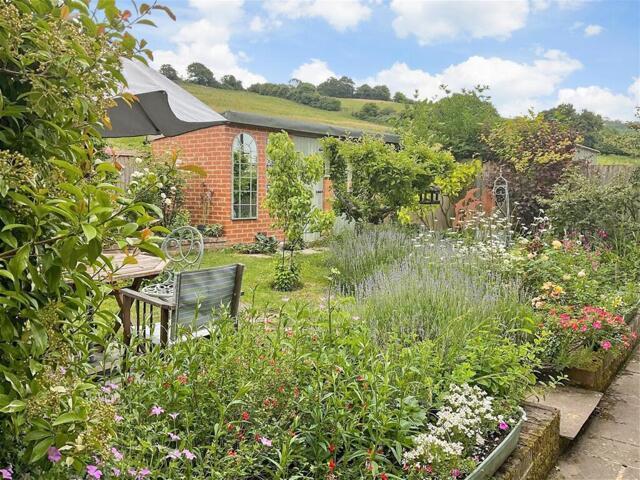 For Sale 4 Bedroom House Kent Kent DS100456610