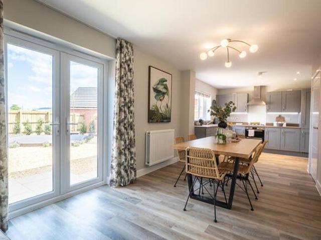 For Sale 4 Bedroom House Kidderminster Worcestershire DLS101931658