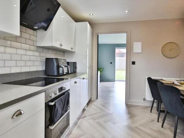 For Sale 4 Bedroom House Kingswood City Of Kingston Upon Hull DS98612357