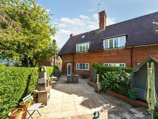 For Sale 4 Bedroom House Kingsbury Greater London DS100685133