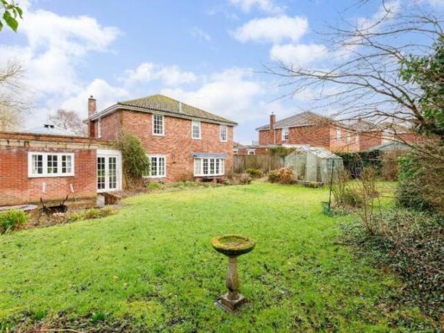 For Sale 4 Bedroom House Kintbury West Berkshire DS99054909