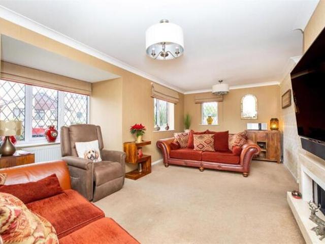 For Sale 4 Bedroom House Kippax West Yorkshire DS101677264