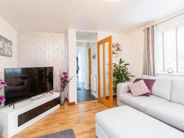 For Sale 4 Bedroom House Houghton Regis Bedfordshire DS98968869