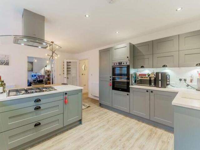 For Sale 4 Bedroom House Howden East Riding Of Yorkshire DS101199872