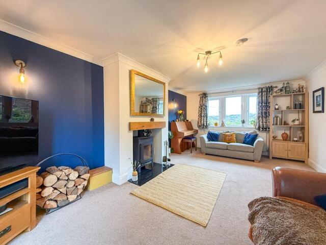 For Sale 4 Bedroom House Holmfirth Kirklees DS95926697