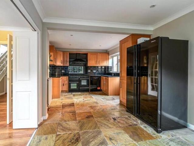 For Sale 4 Bedroom House Hook Hampshire DLS99951912
