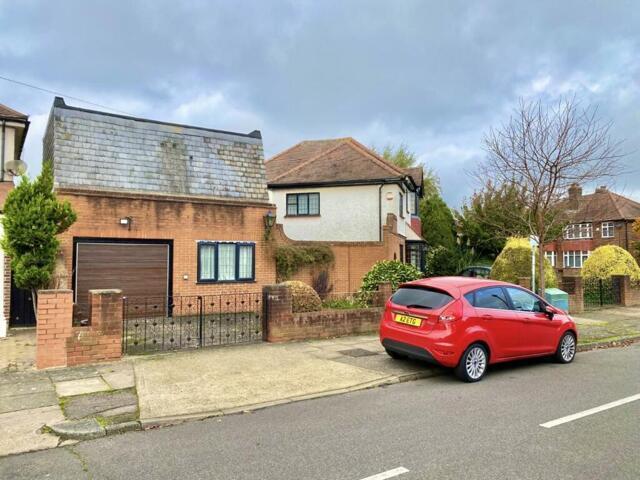 For Sale 4 Bedroom House Hayes Greater London DLS99571732