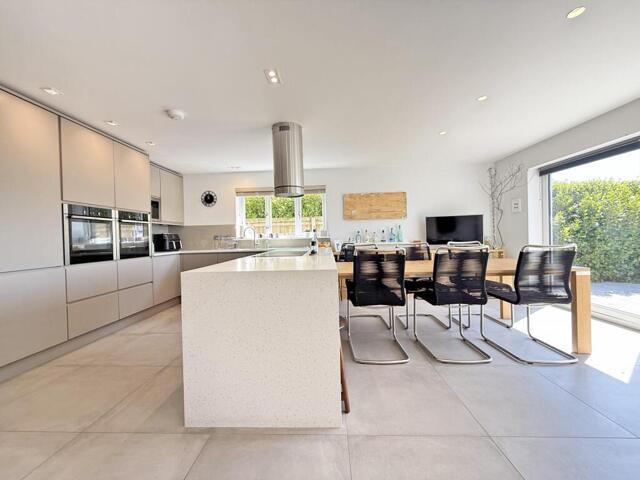 For Sale 4 Bedroom House Hayle Cornwall DS99735872