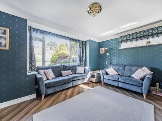 For Sale 4 Bedroom House Hampshire Hampshire DLS101675481