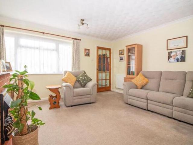 For Sale 4 Bedroom House Hampshire Hampshire DLS101777620