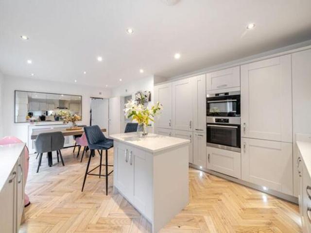 For Sale 4 Bedroom House Harrogate North Yorkshire DLS100540764