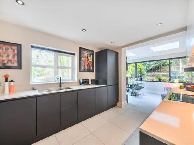 For Sale 4 Bedroom House Harrogate North Yorkshire DLS100881463