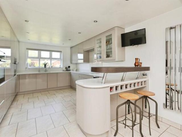 For Sale 4 Bedroom House Harworth Harworth DLS101677273