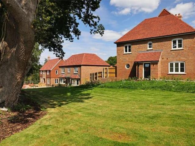 For Sale 4 Bedroom House Haslemere Surrey DLS99773849