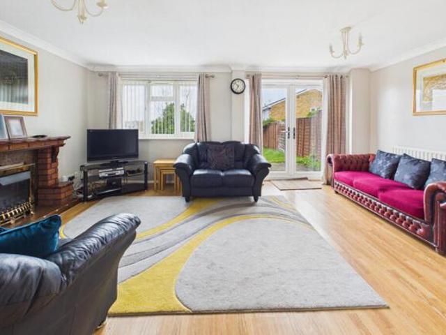 For Sale 4 Bedroom House Hemel Hempstead Hertfordshire DLS101674762
