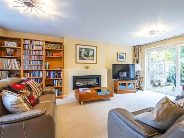 For Sale 4 Bedroom House Hemel Hempstead Hertfordshire DLS101675053