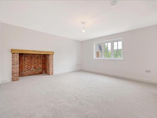 For Sale 4 Bedroom House Henham Henham DLS98335759
