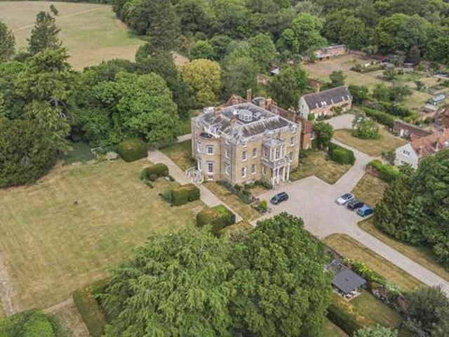For Sale 4 Bedroom House Hertfordshire Hertfordshire DS100502889