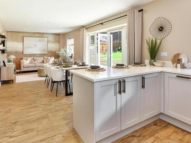 For Sale 4 Bedroom House Hertfordshire Hertfordshire DS98648788