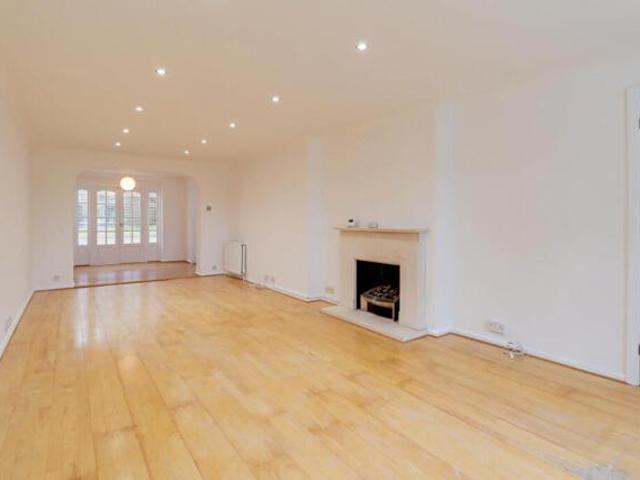 For Sale 4 Bedroom House Hertfordshire Hertfordshire DS99608104