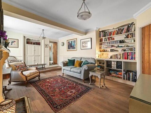 For Sale 4 Bedroom House High Street High Street DLS101674776
