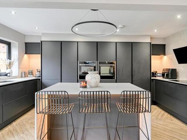 For Sale 4 Bedroom House Hilton Hilton DS101777666